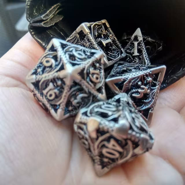 D6 Dice: Free UK Shipping - Dice Dragons